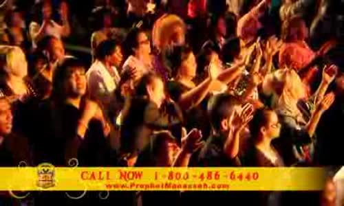 Prophet Manasseh Jordan - Begins Strong Worship in Los Angeles.flv