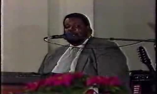 Thomas Whitfield and The Company singing Praise His Name.flv