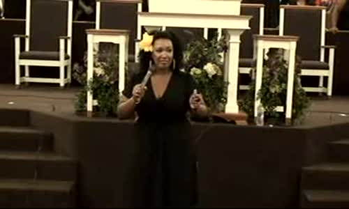 Y'Anna Crawley singing Grandma's Hand LIVE.flv