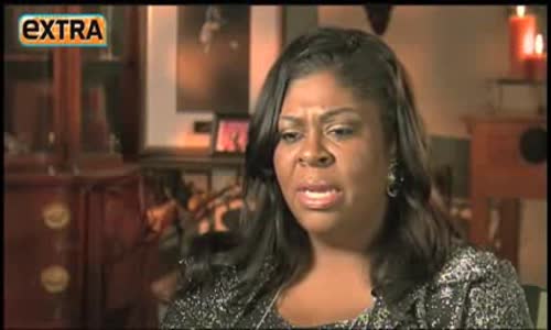 Whitney's Friend Kim Burrell Recalls Bobbi Kristina's Hysteria.flv