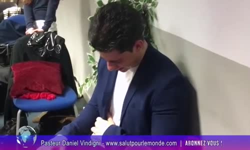 Daniel Vindigni - Puissante démonstration de l'Onction .mp4