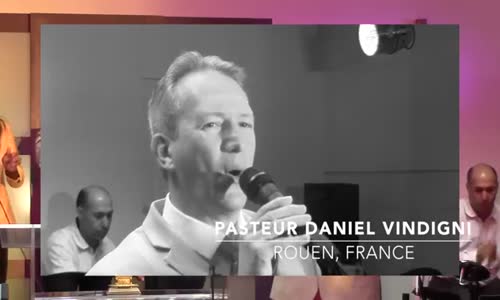 Adoration dans l'Eglise du Pasteur Daniel Vindigni _ Worship with ...