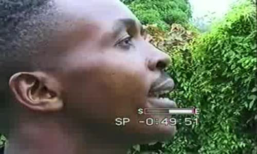 Papa Charles Mombaya et son groupe dans RABBI (VHS 1998).flv